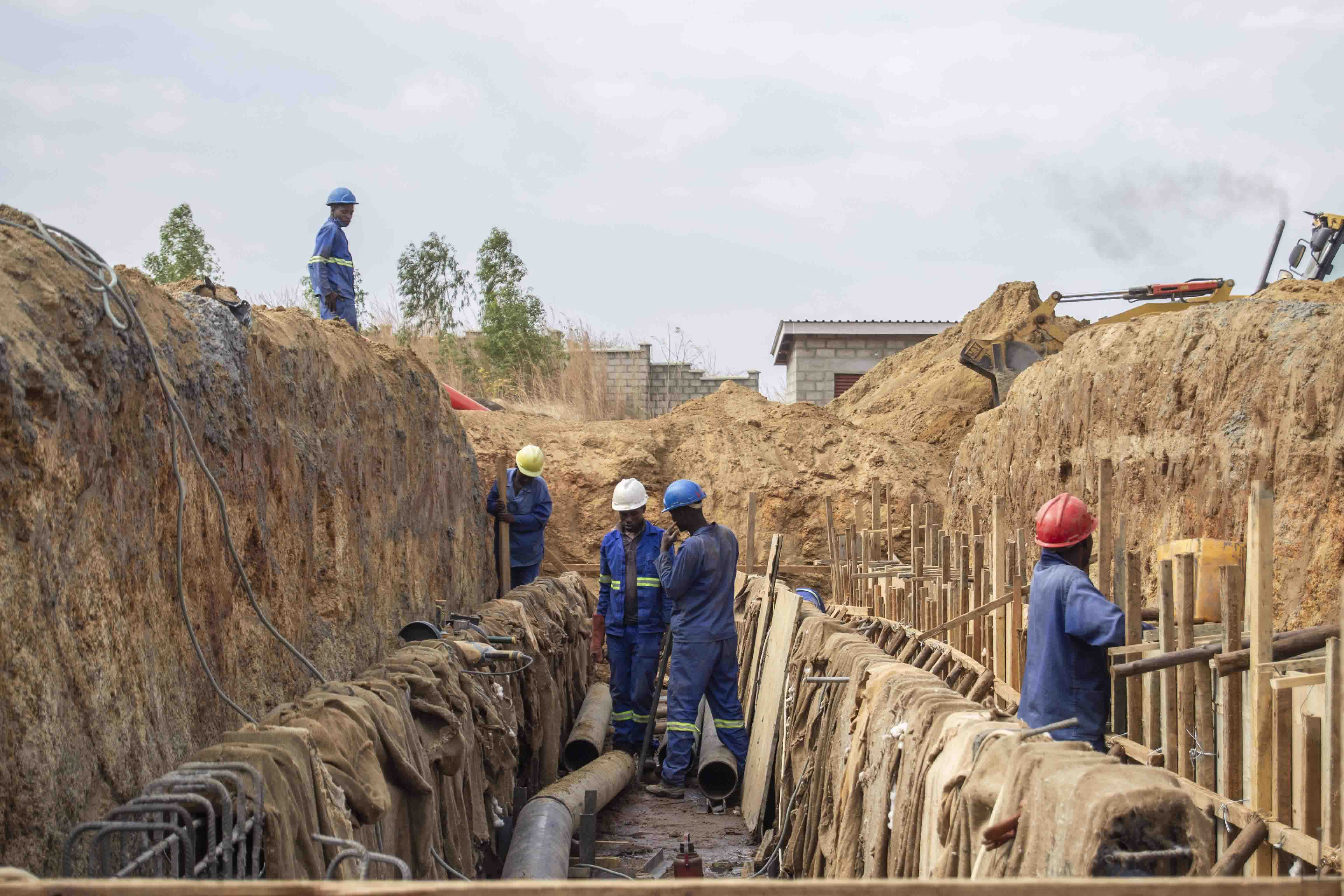 EST-ENGINEERING SYSTEMS & TECHNOLOGY